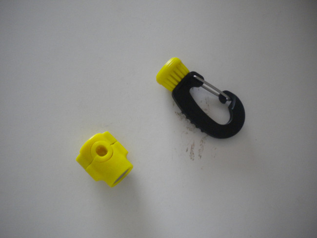 Swiveling Magnetic Clip w/ Stainless Steel Gate " Safety Yellow ...